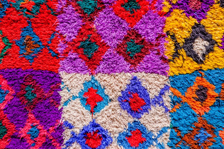 Désert Design au musée YVES SAINT LAURENT marrakech, une scénographie ...